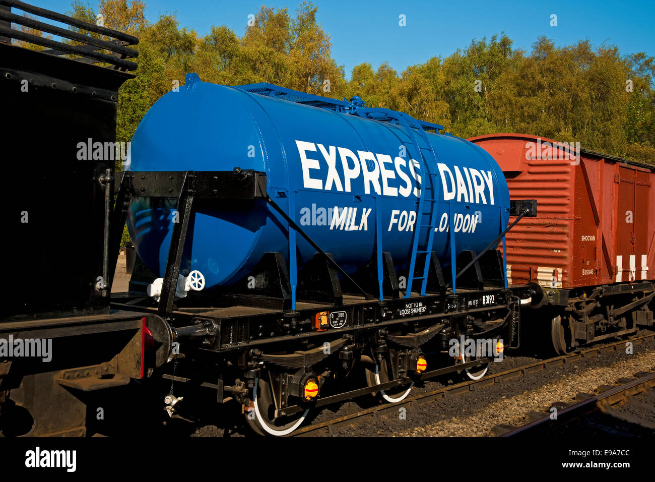 Milk train uk hi-res stock photography and images - Alamy