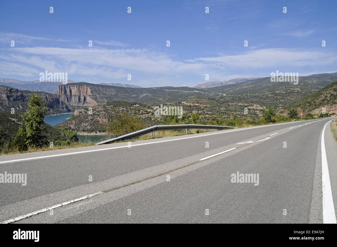 country road, Camarasa reservoir, Tremp, Spain Stock Photo - Alamy