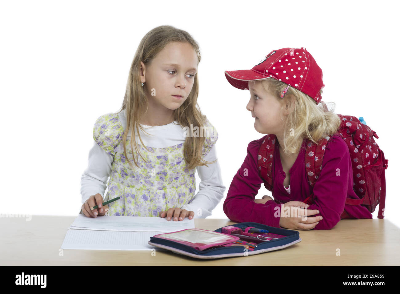 Streit kind hi-res stock photography and images - Alamy