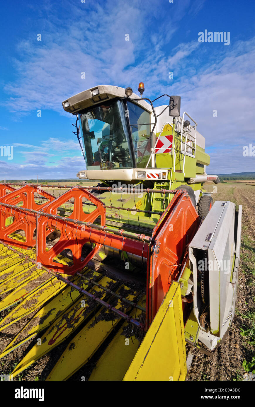 Combine at work hi-res stock photography and images - Alamy