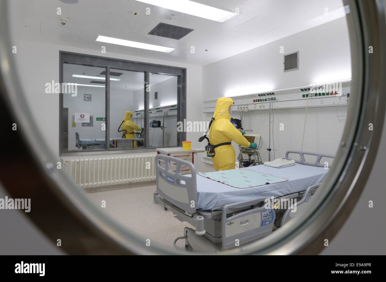 Isolation Ward Stock Photos & Isolation Ward Stock Images - Alamy