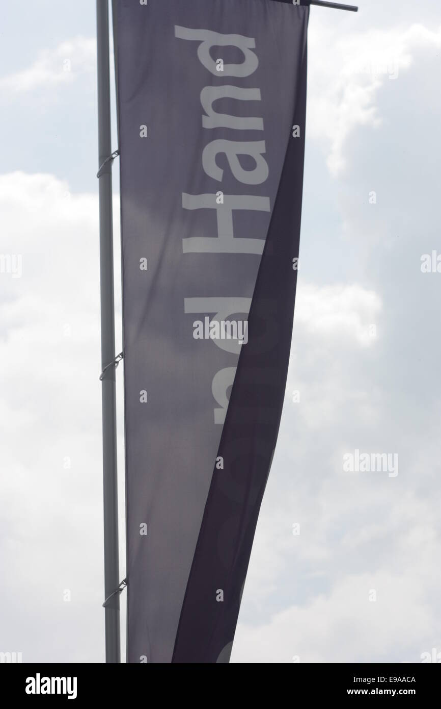 Banner second hand Stock Photo - Alamy