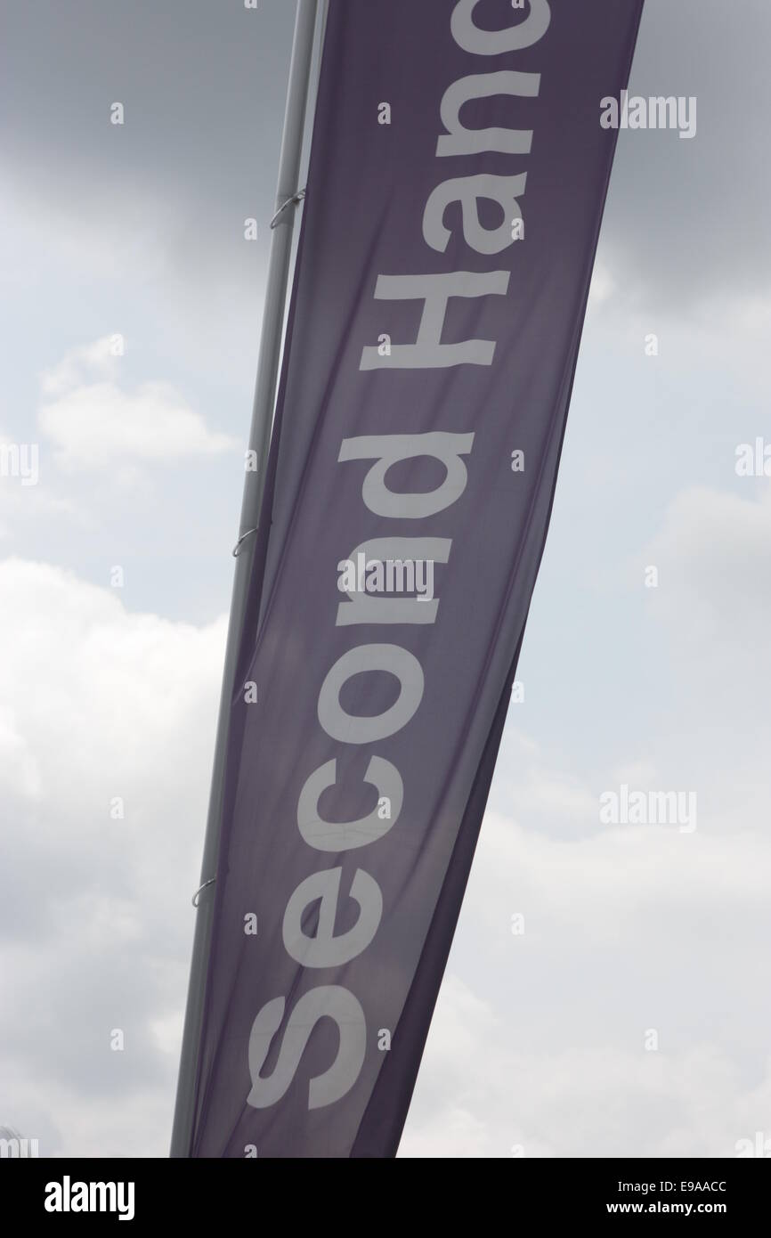 Banner second hand Stock Photo - Alamy