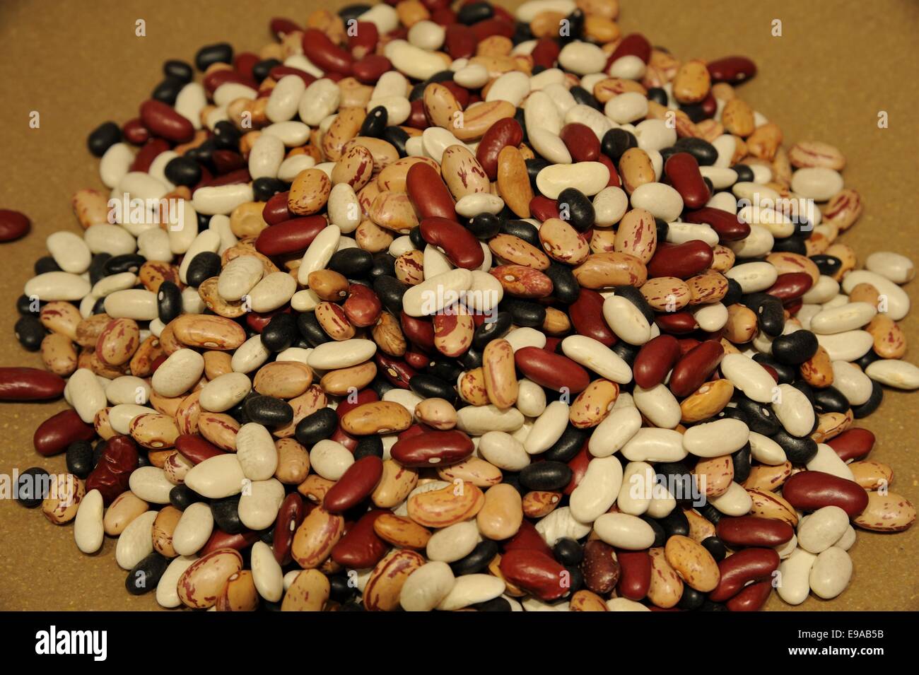 Mixed beans hi-res stock photography and images - Alamy