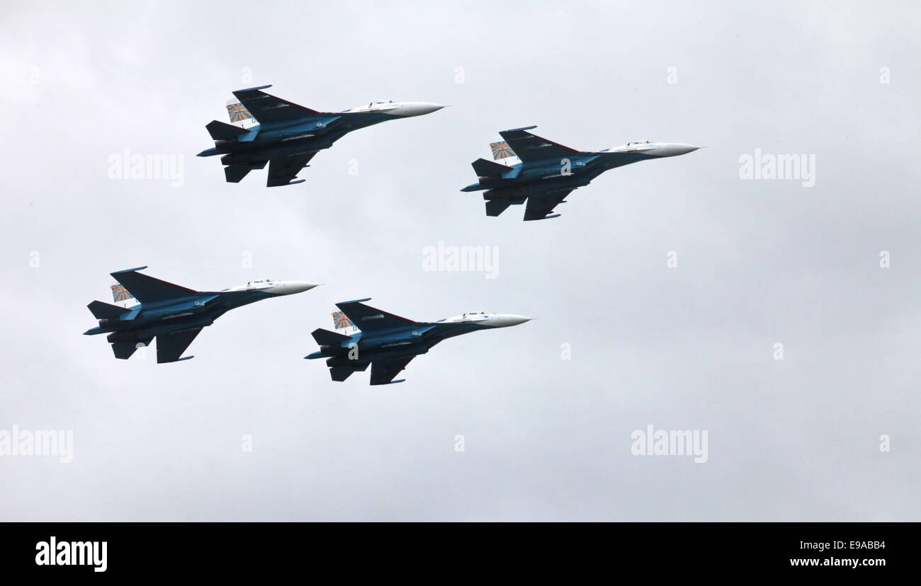 Su 27 hi-res stock photography and images - Alamy