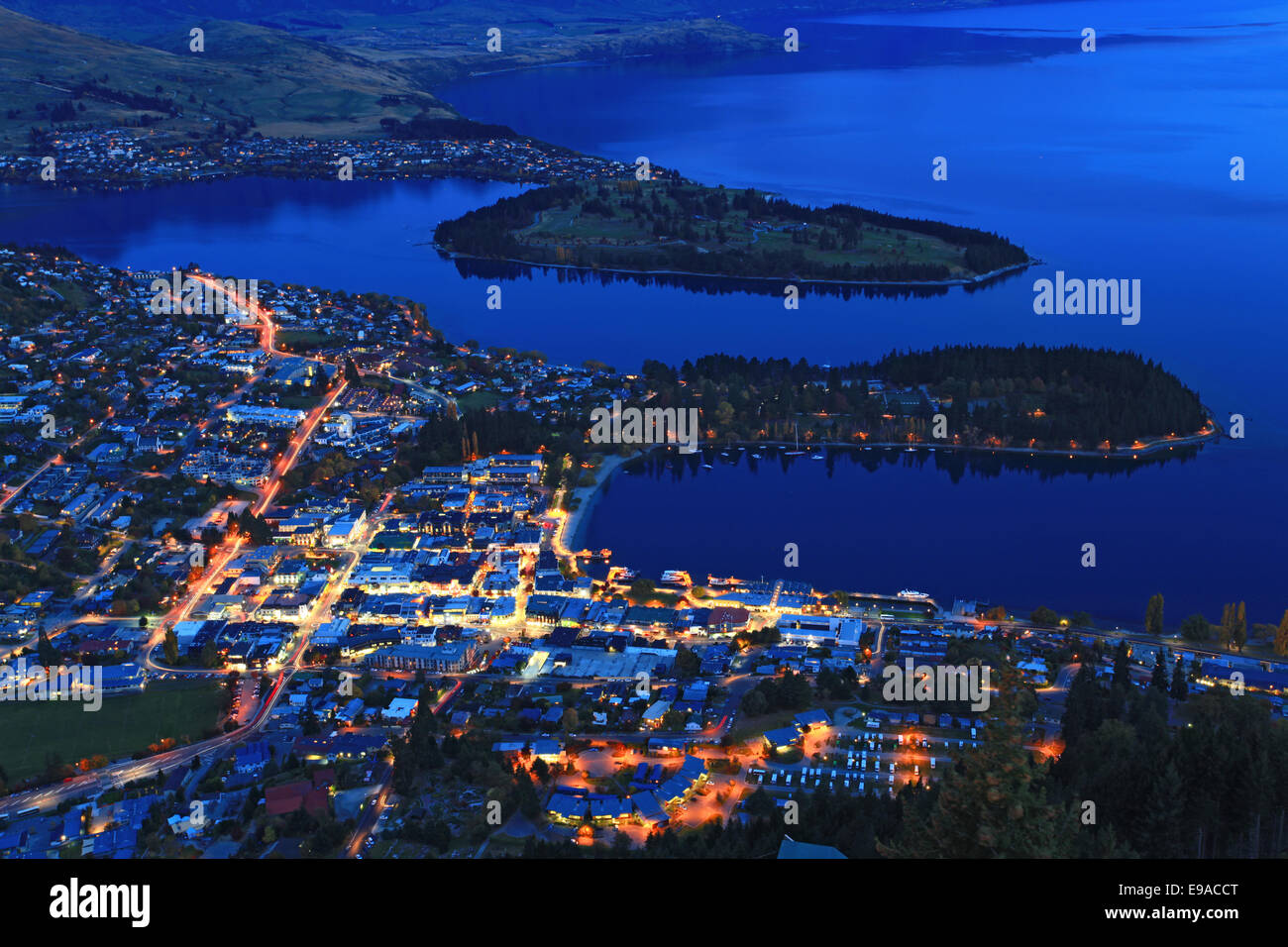 Queenstown city dusk hi-res stock photography and images - Alamy