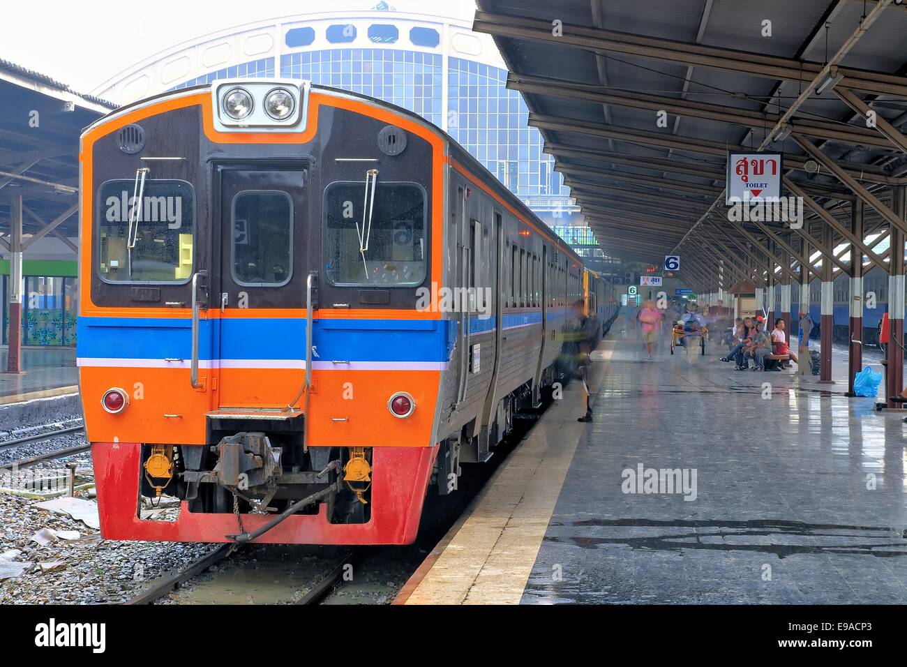 Thai Red Sprinter train Stock Photo - Alamy