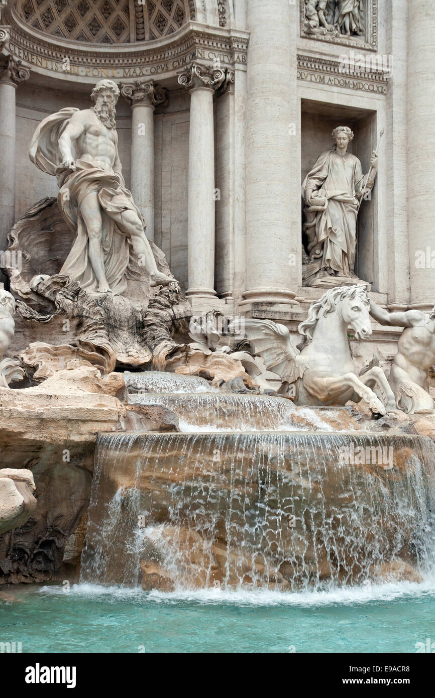 Trevi Fountain Rome Stock Photo - Alamy