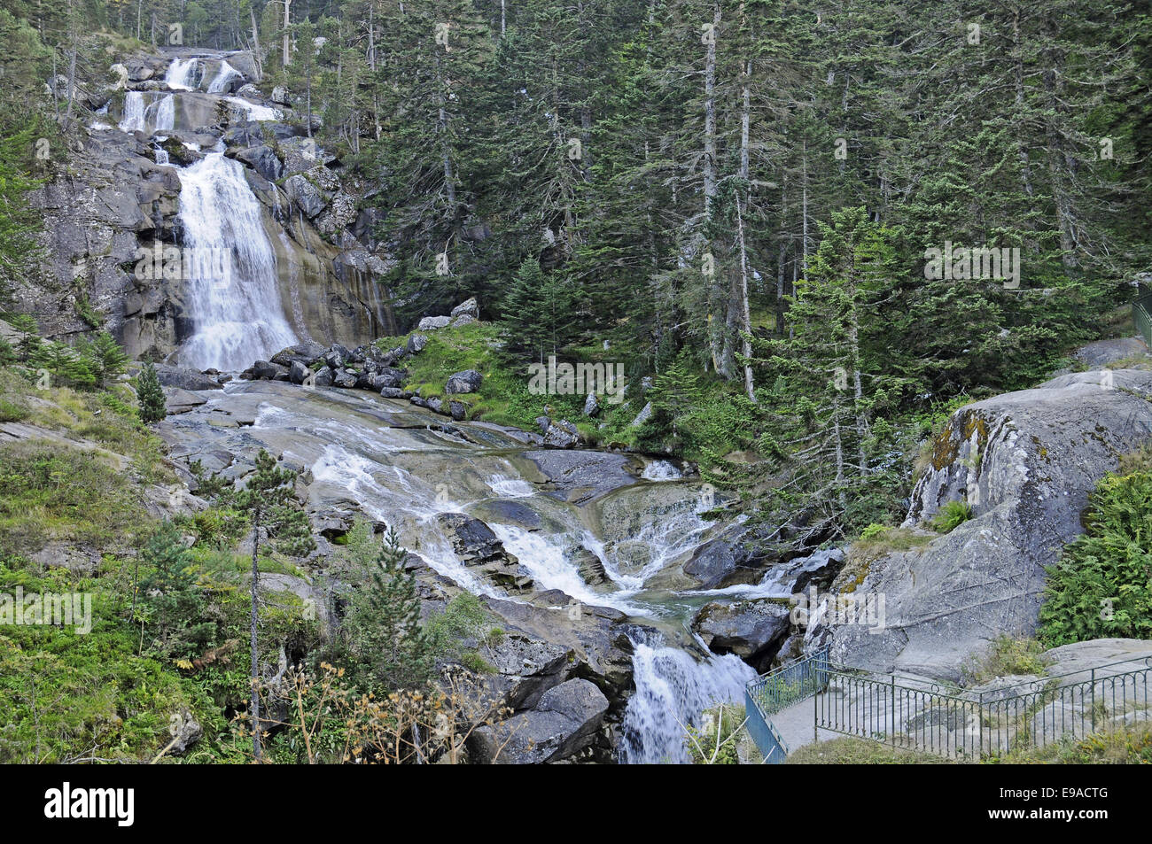 Pyrenees waterfalls hi-res stock photography and images - Alamy