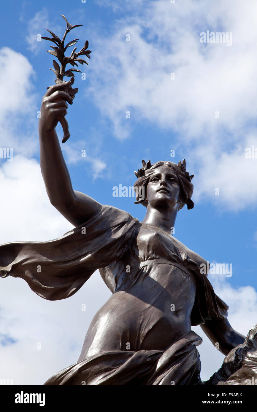 Angel of Justice Victoria Memorial London Stock Photo - Alamy