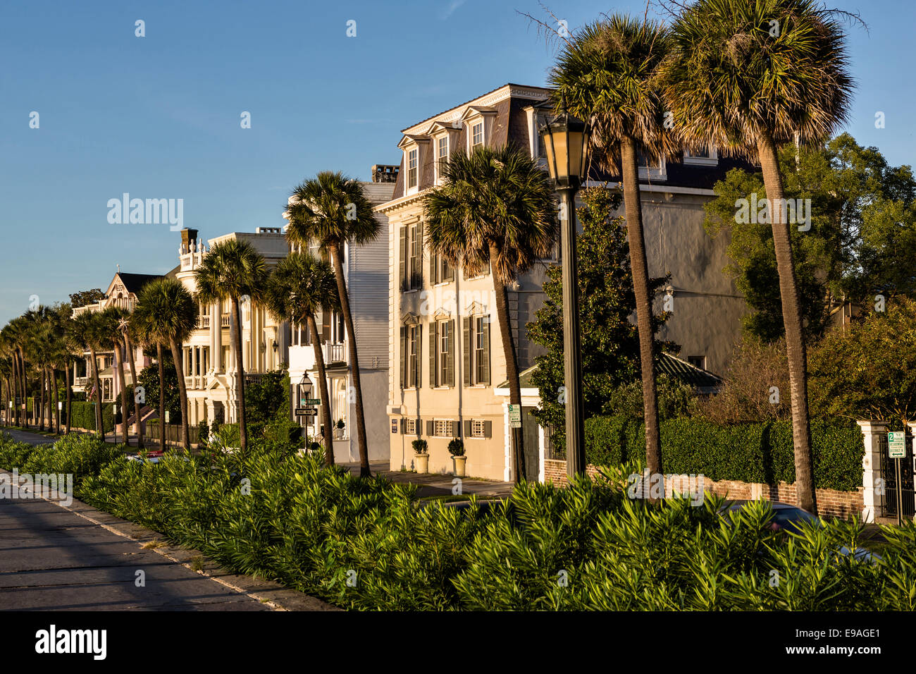 Homes along the Battery in historic Charleston, SC Stock Photo - Alamy
