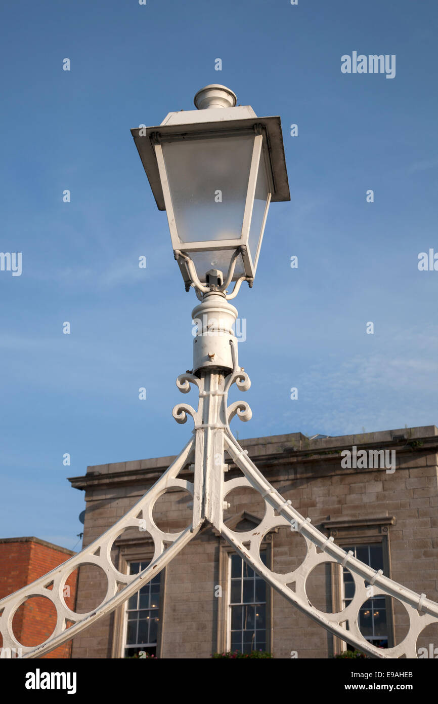 Lamppost on Ha'Penny Bridge, Dublin, Ireland Stock Photo - Alamy