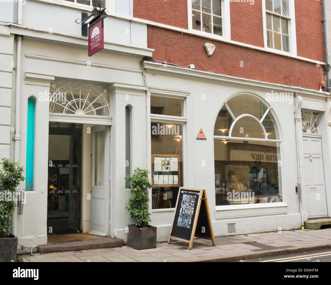 Around Oxford City, the Historic University city in Oxfordshire England ...