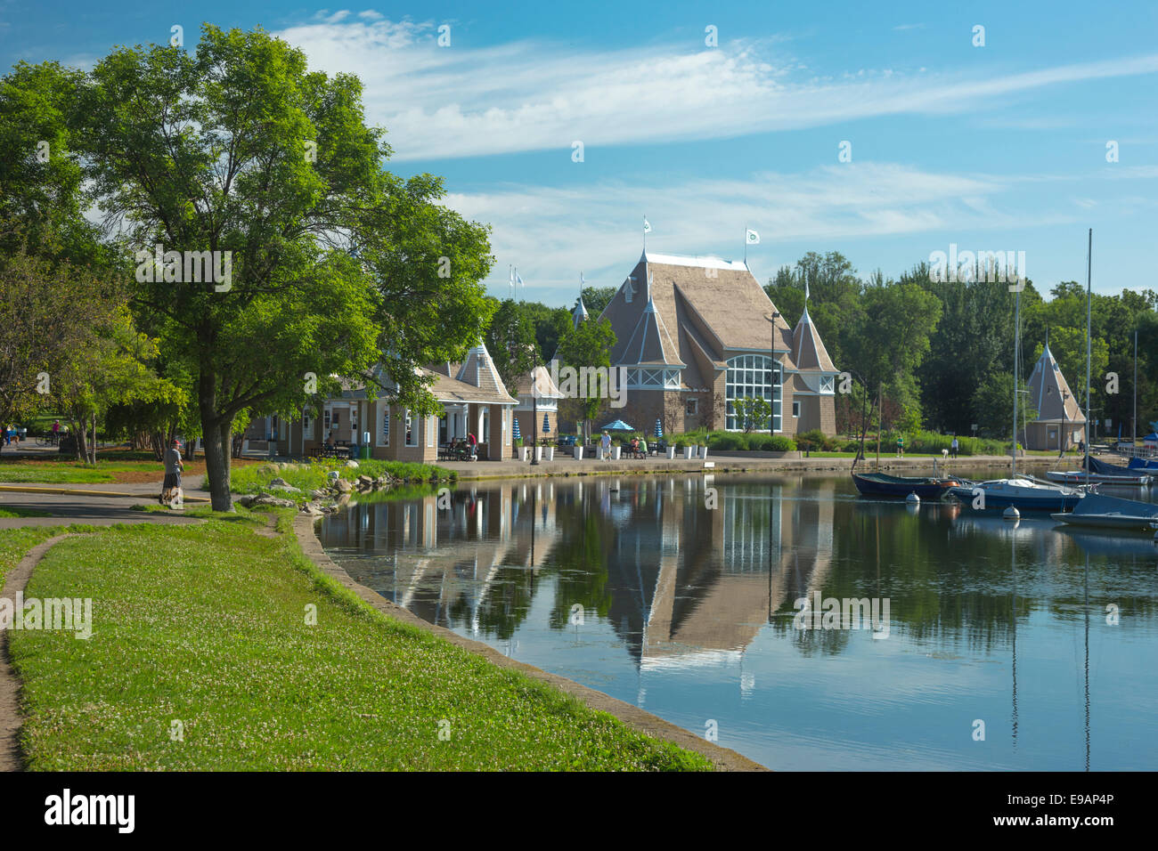 BANDSTAND LAKE HARRIET CHAIN OF LAKES BYWAY MINNEAPOLIS MINNESOTA USA ...