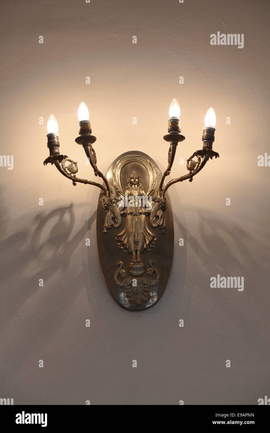 Candlestick chandelier hi-res stock photography and images - Alamy