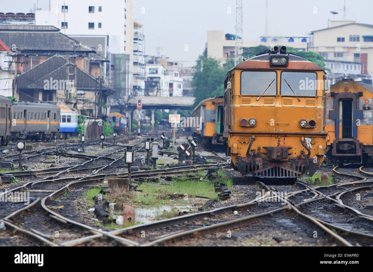 Diesel locomotive passenger carriage hi-res stock photography and ...
