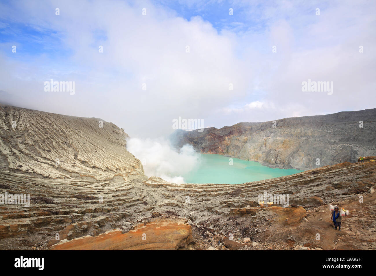 Mining earthquake hi-res stock photography and images - Alamy