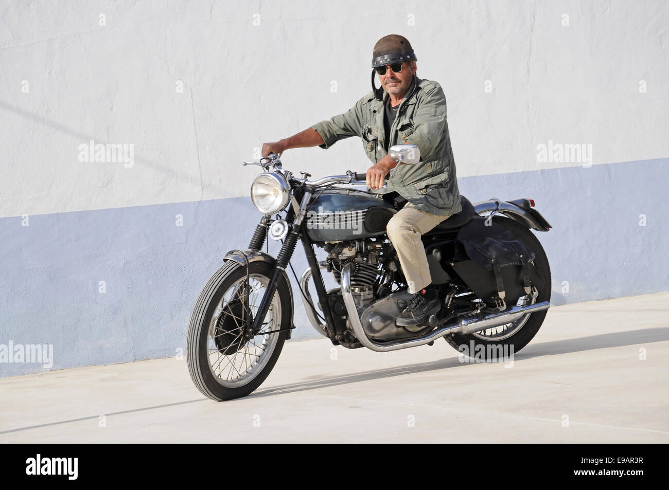 Triumph tiger motorcycle hi-res stock photography and images - Alamy