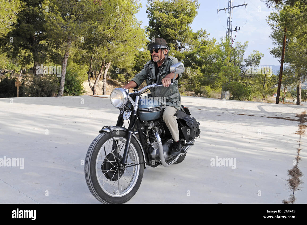 English motorcycle hi-res stock photography and images - Alamy