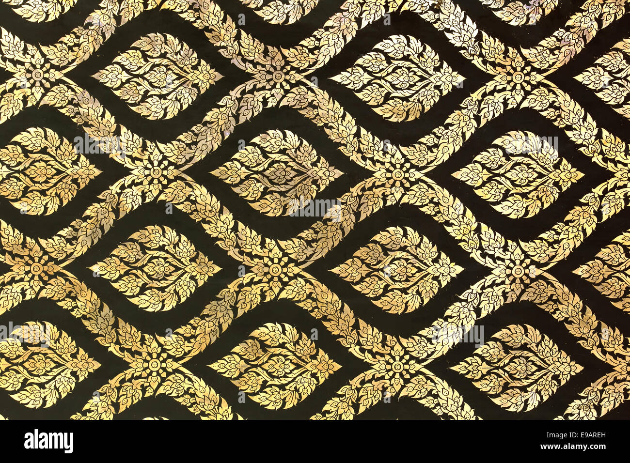 Thai decor hi-res stock photography and images - Alamy