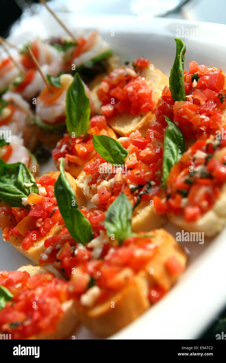 Canape pesto hi-res stock photography and images - Alamy