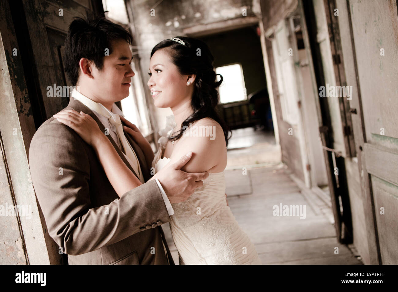 Couples married summer hi-res stock photography and images - Alamy