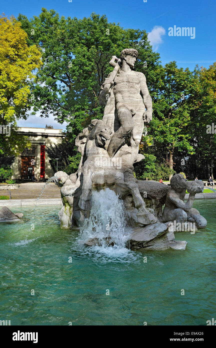 Neptunbrunnen fountain, 1937, by Joseph Wackerle and Oswald Bieber ...