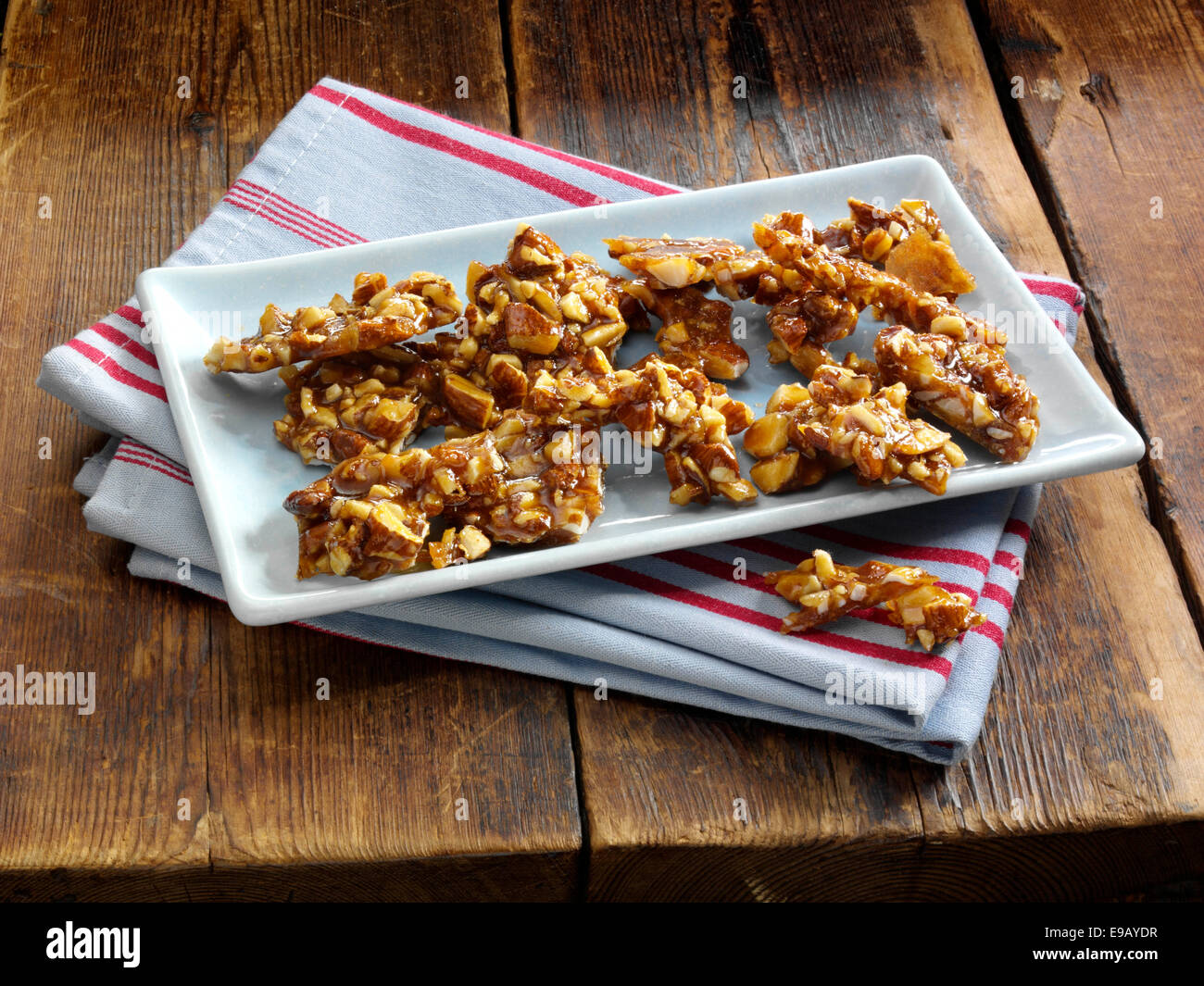 Almond brittle edible snacks hi-res stock photography and images - Alamy