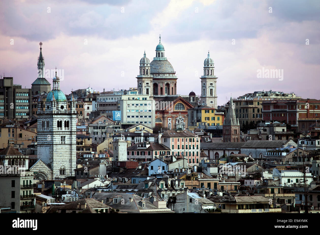Genoa old buildings hi-res stock photography and images - Alamy