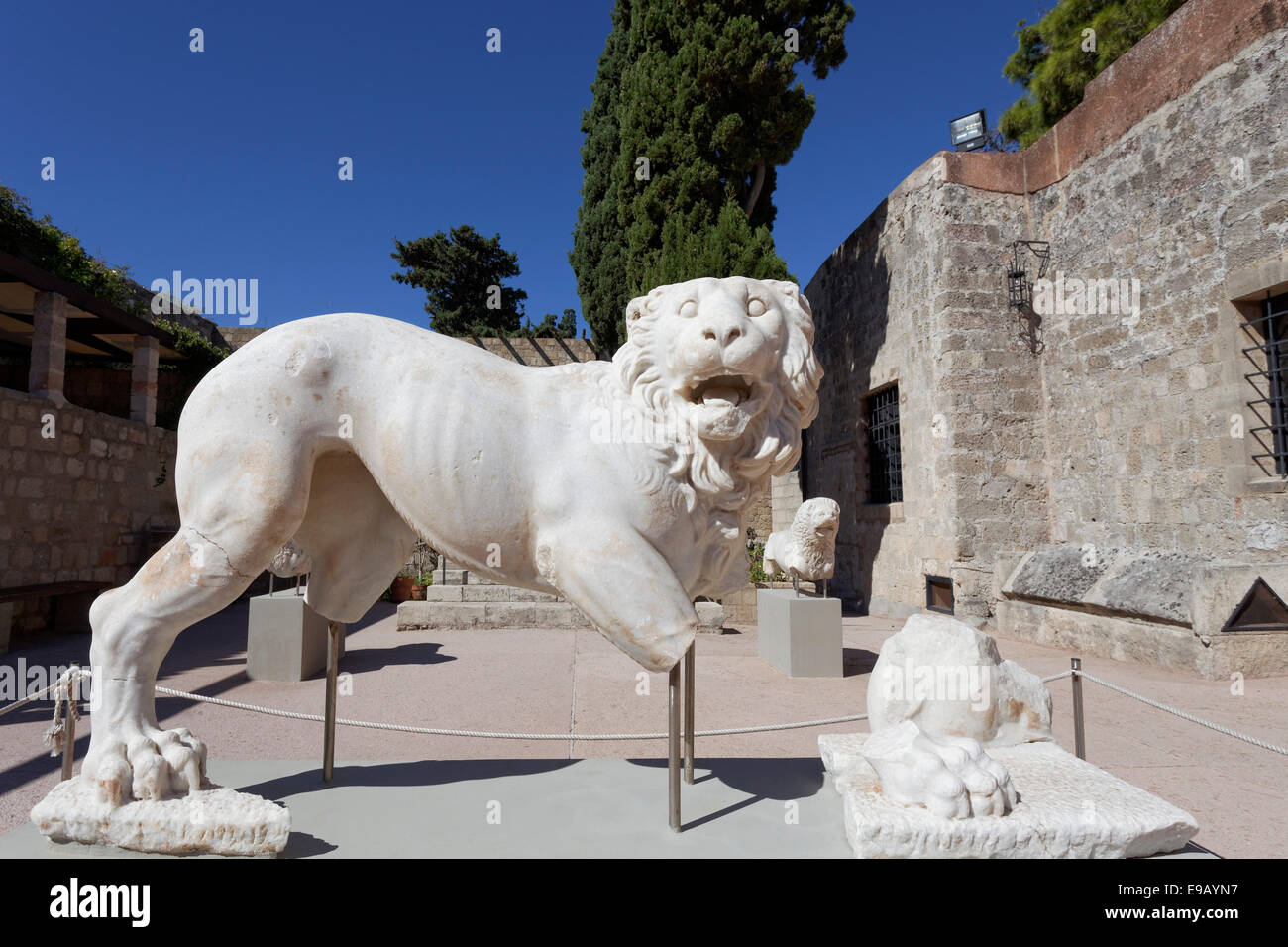 Lion sculpture, Archeological Museum, former Hospital of the Knights ...