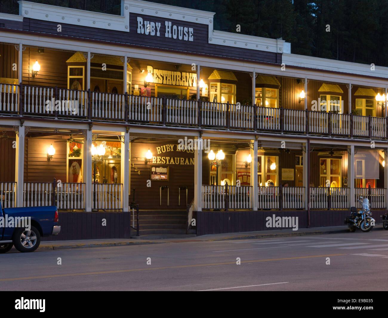 Keystone house hi-res stock photography and images - Alamy