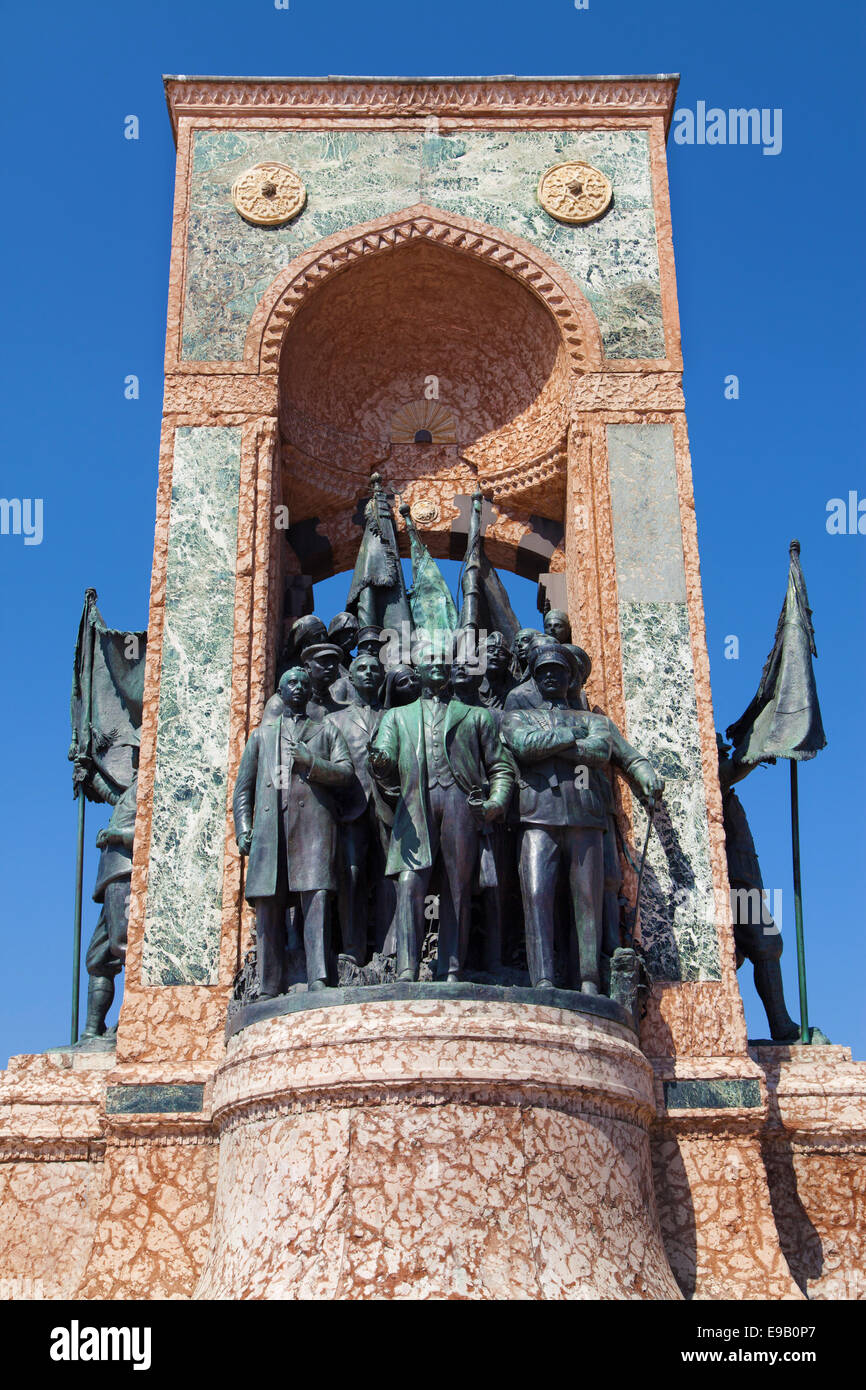Republic Monument in Taksim square, Istanbul, Turkey Stock Photo - Alamy