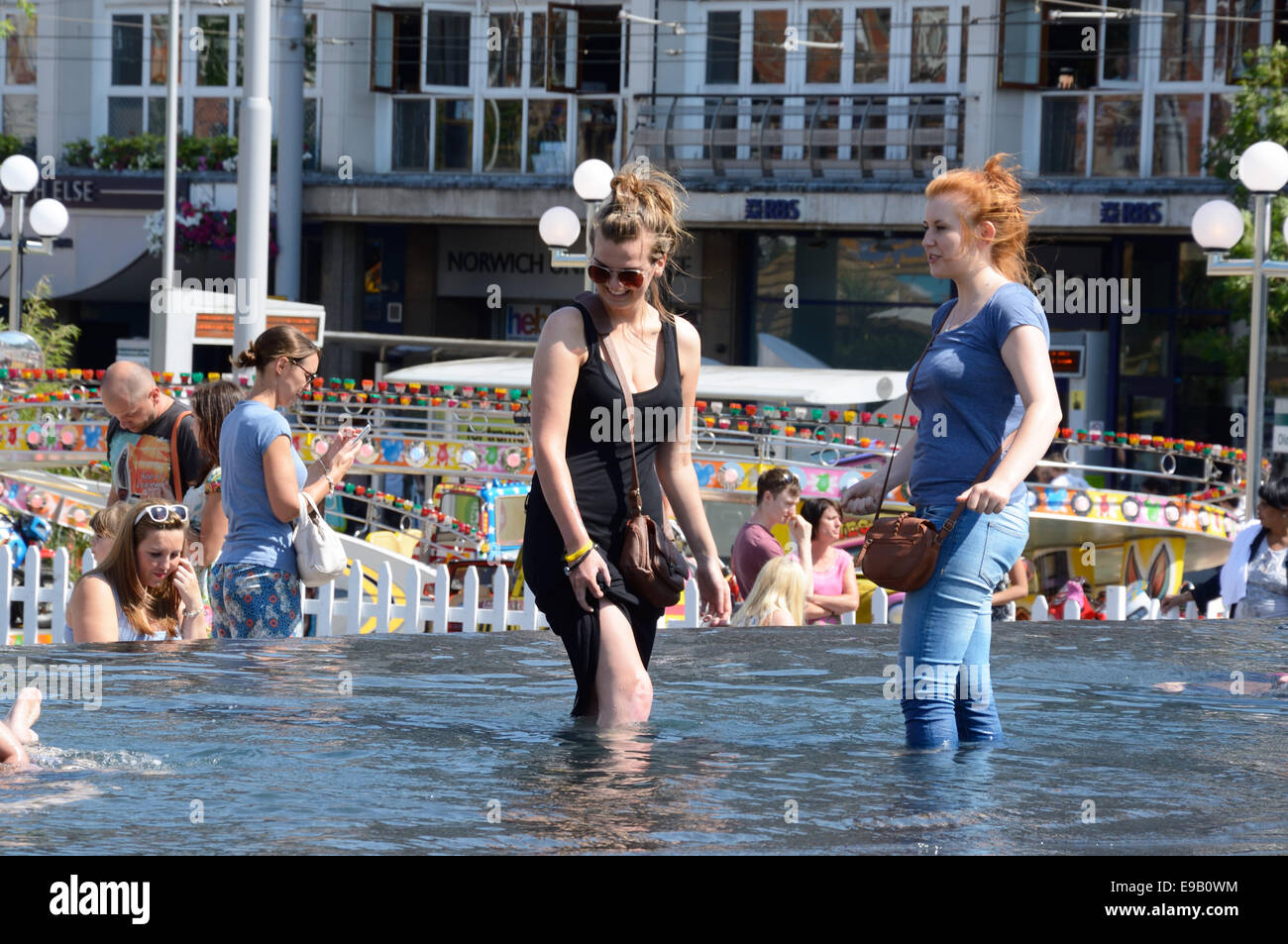 Two girls in the fountain, Nottingham, England Stock Photo - Alamy