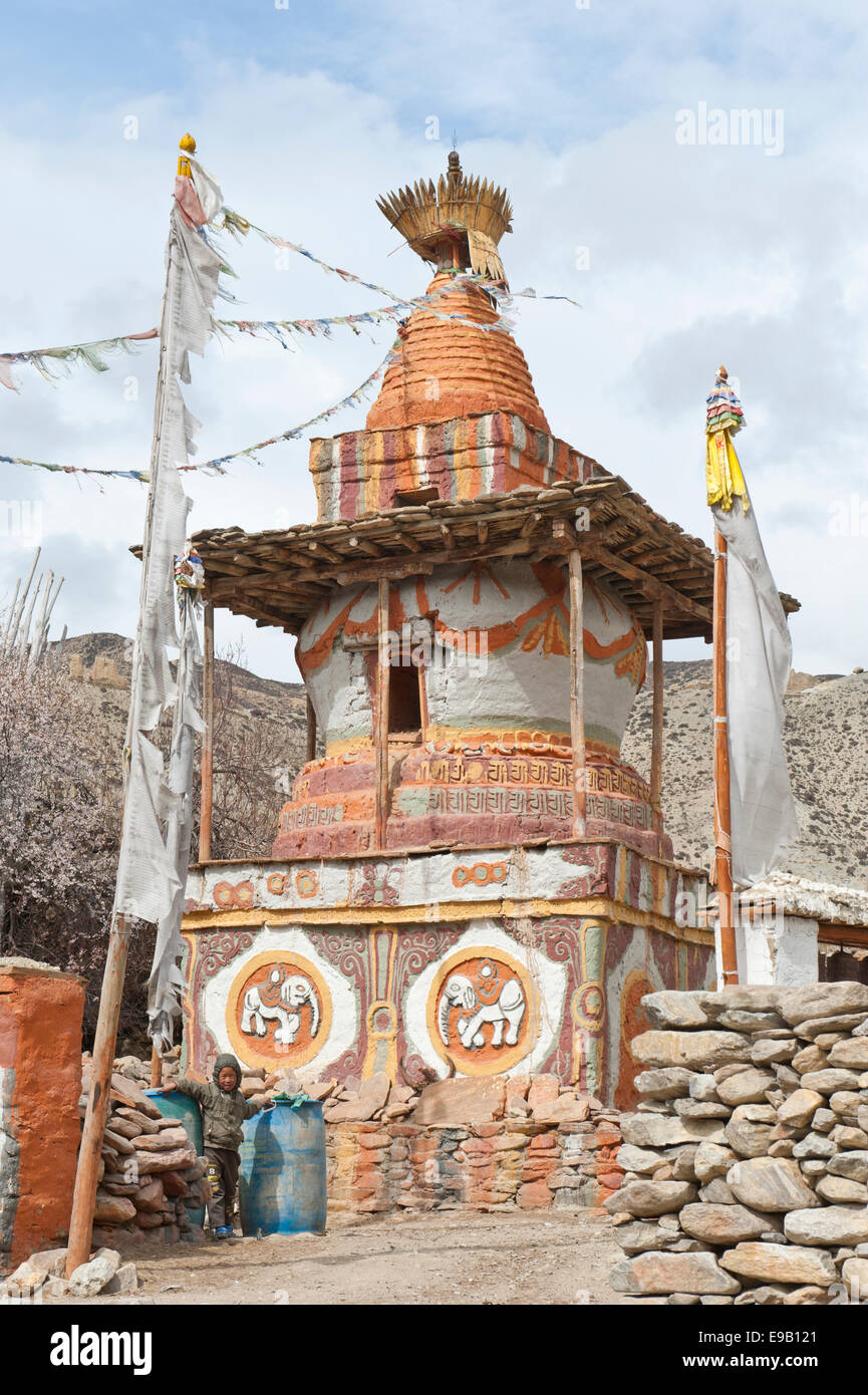Colourfully decorated Buddhist stupa, Geling, Ghiling, Upper Mustang ...