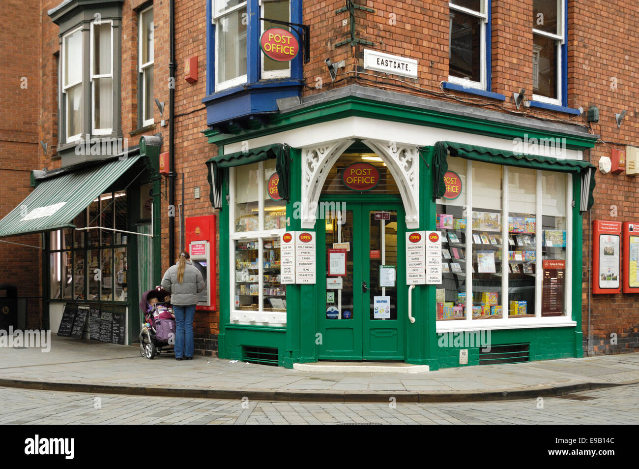 Corner post office hi-res stock photography and images - Alamy