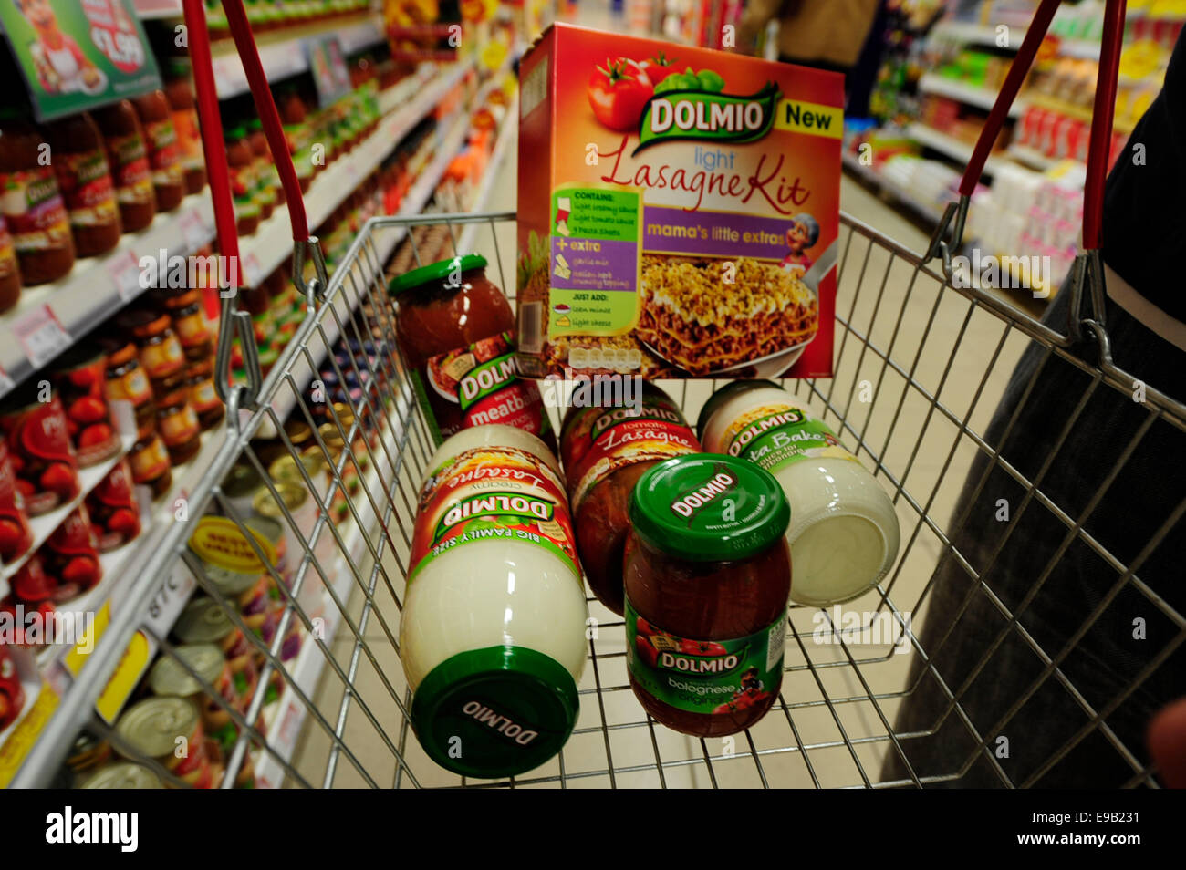 Dolmio aisle hi-res stock photography and images - Alamy