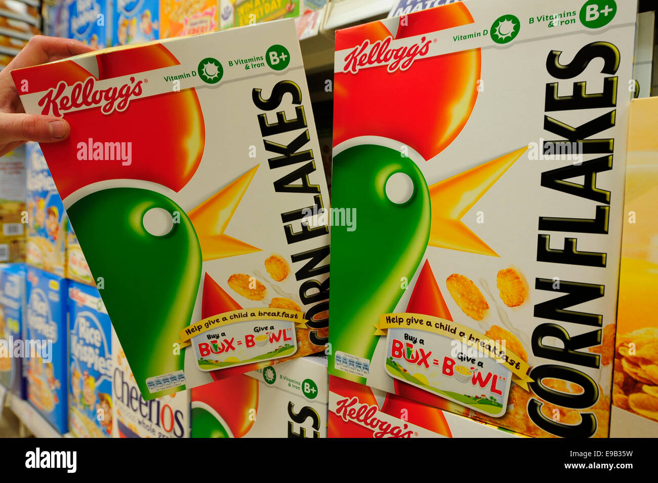 Kelloggs cornflakes hi-res stock photography and images - Alamy