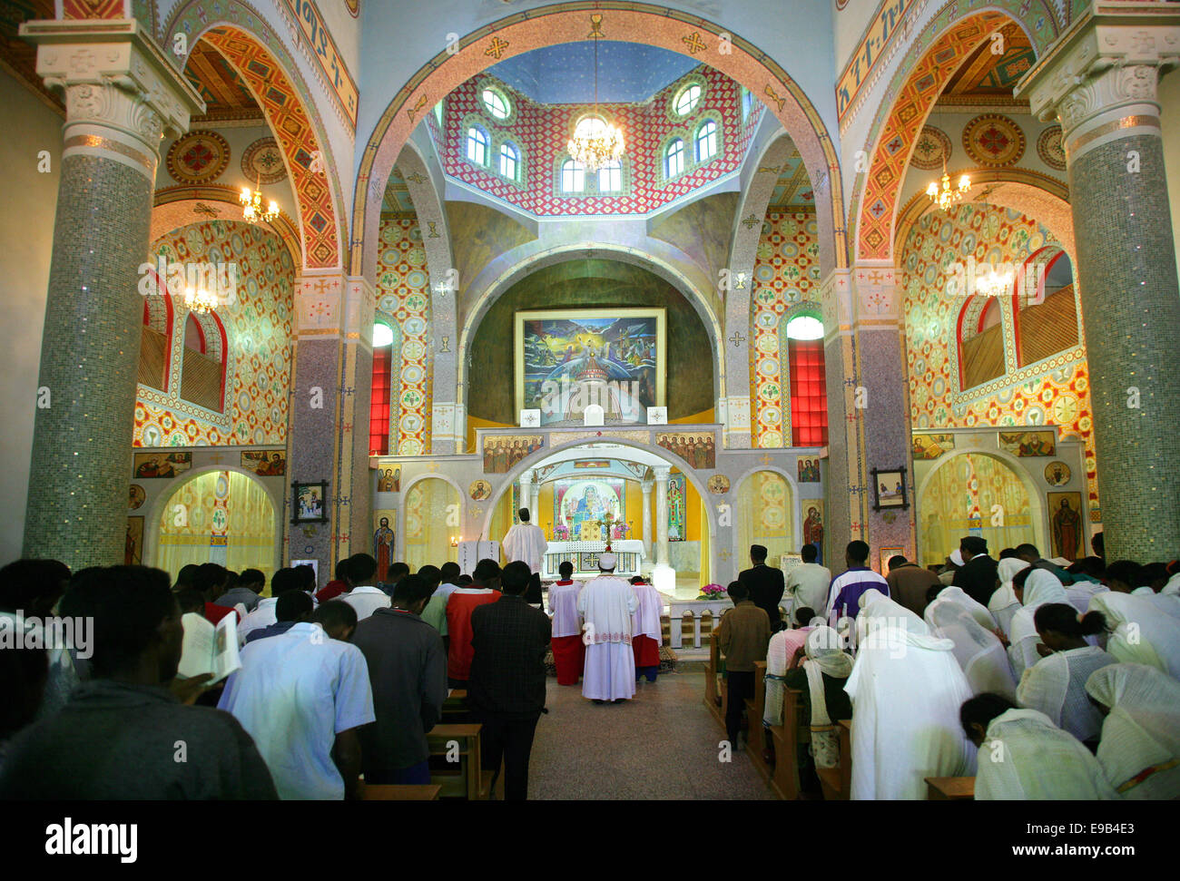 Palm sunday mass in the orthodox catholic Cathedral of the Holy Saviour ...