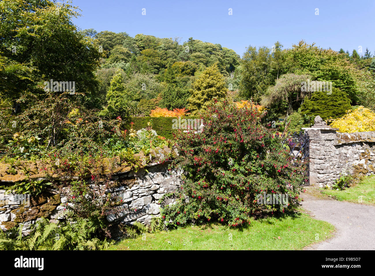 Duntrune castle hi-res stock photography and images - Alamy