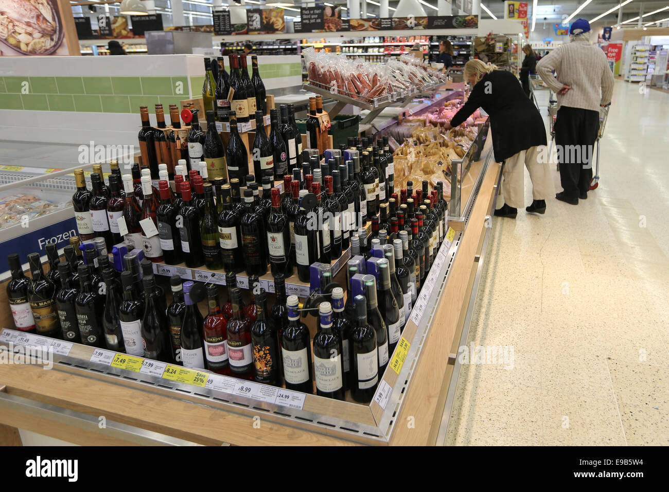 TESCO SUPERMARKET IN BAR HILL CAMBRIDGE Stock Photo - Alamy