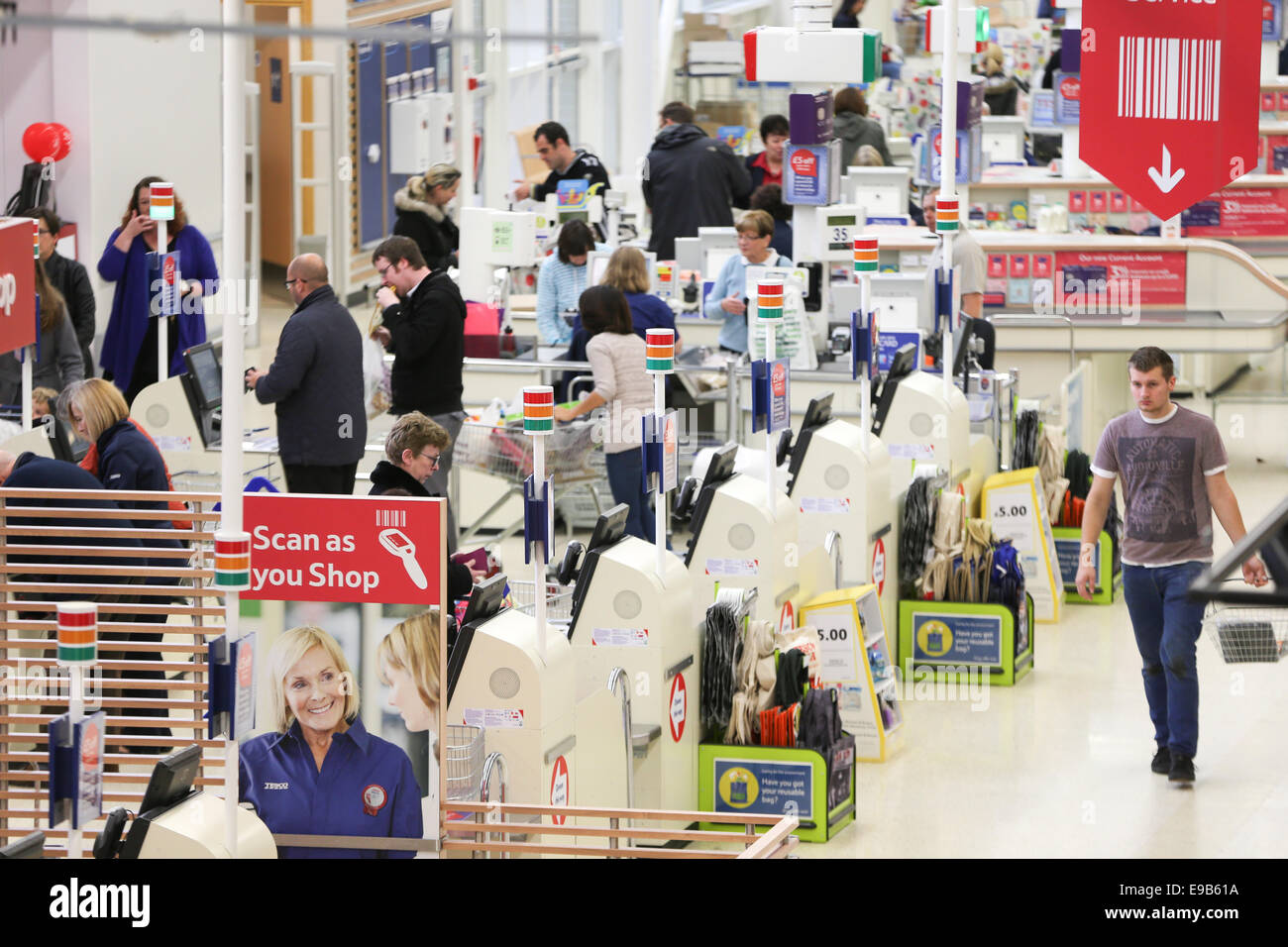 Bar hill tesco hi-res stock photography and images - Alamy