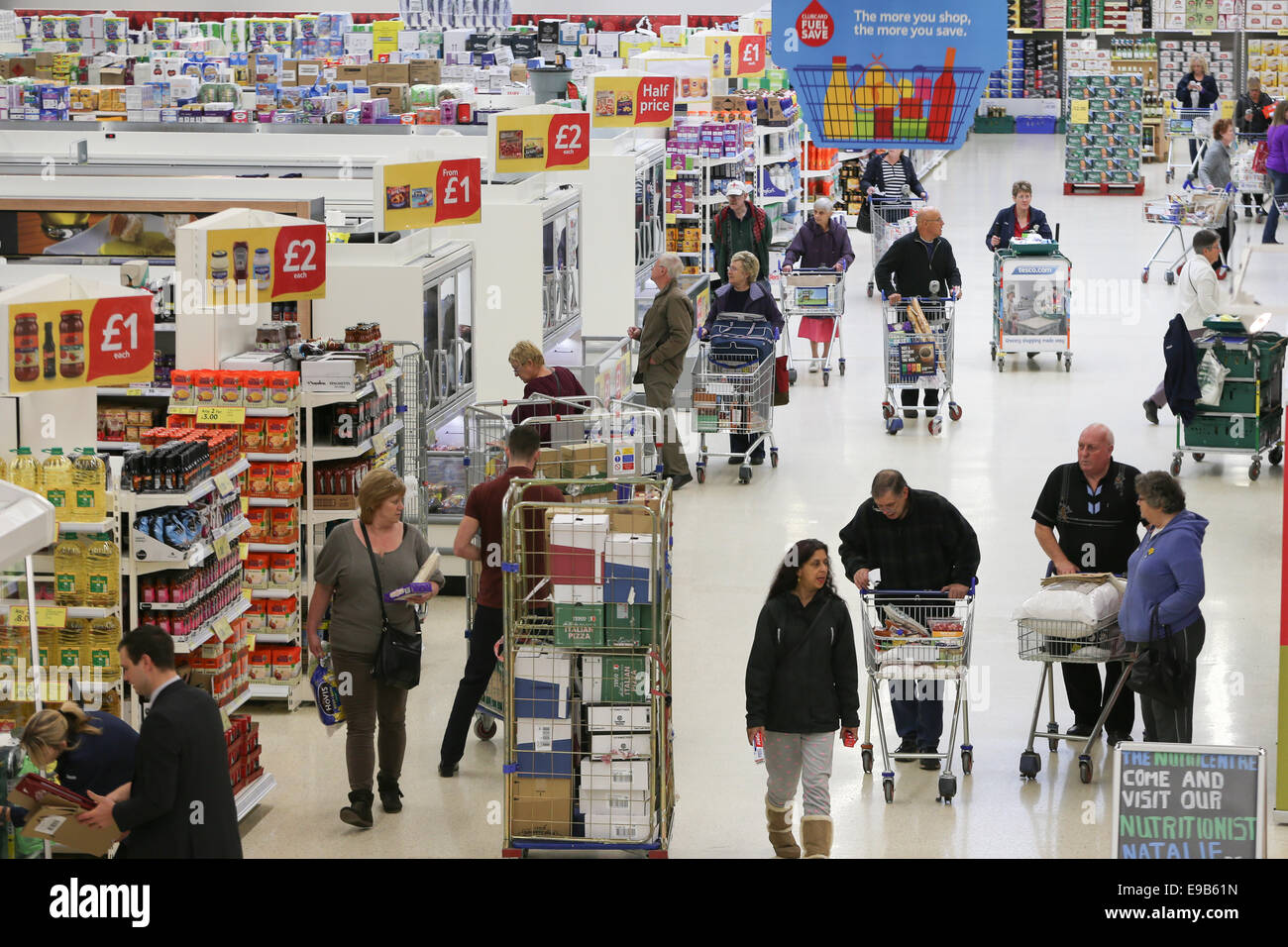 TESCO SUPERMARKET IN BAR HILL CAMBRIDGE Stock Photo - Alamy