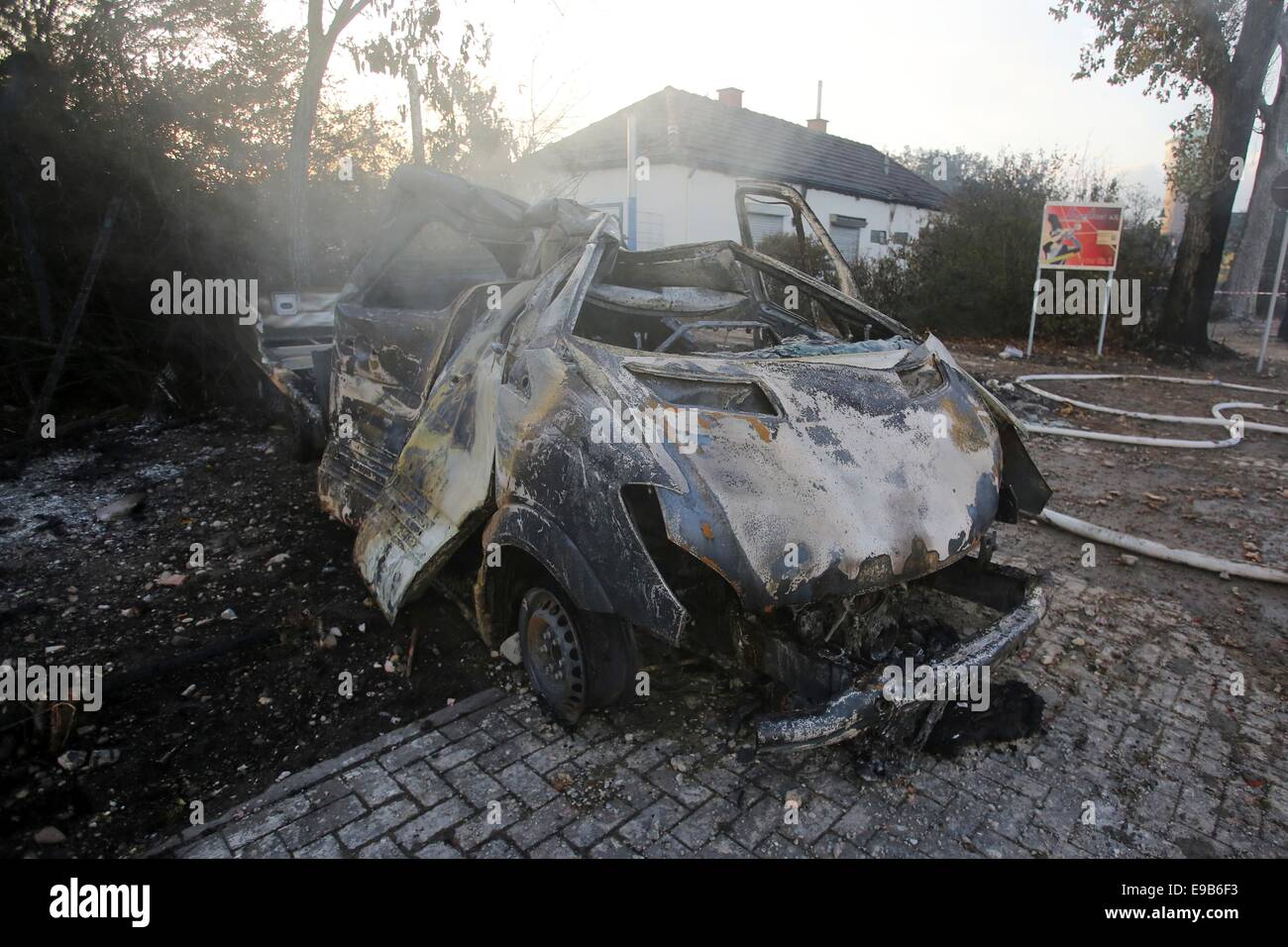 Car gutted hi-res stock photography and images - Alamy