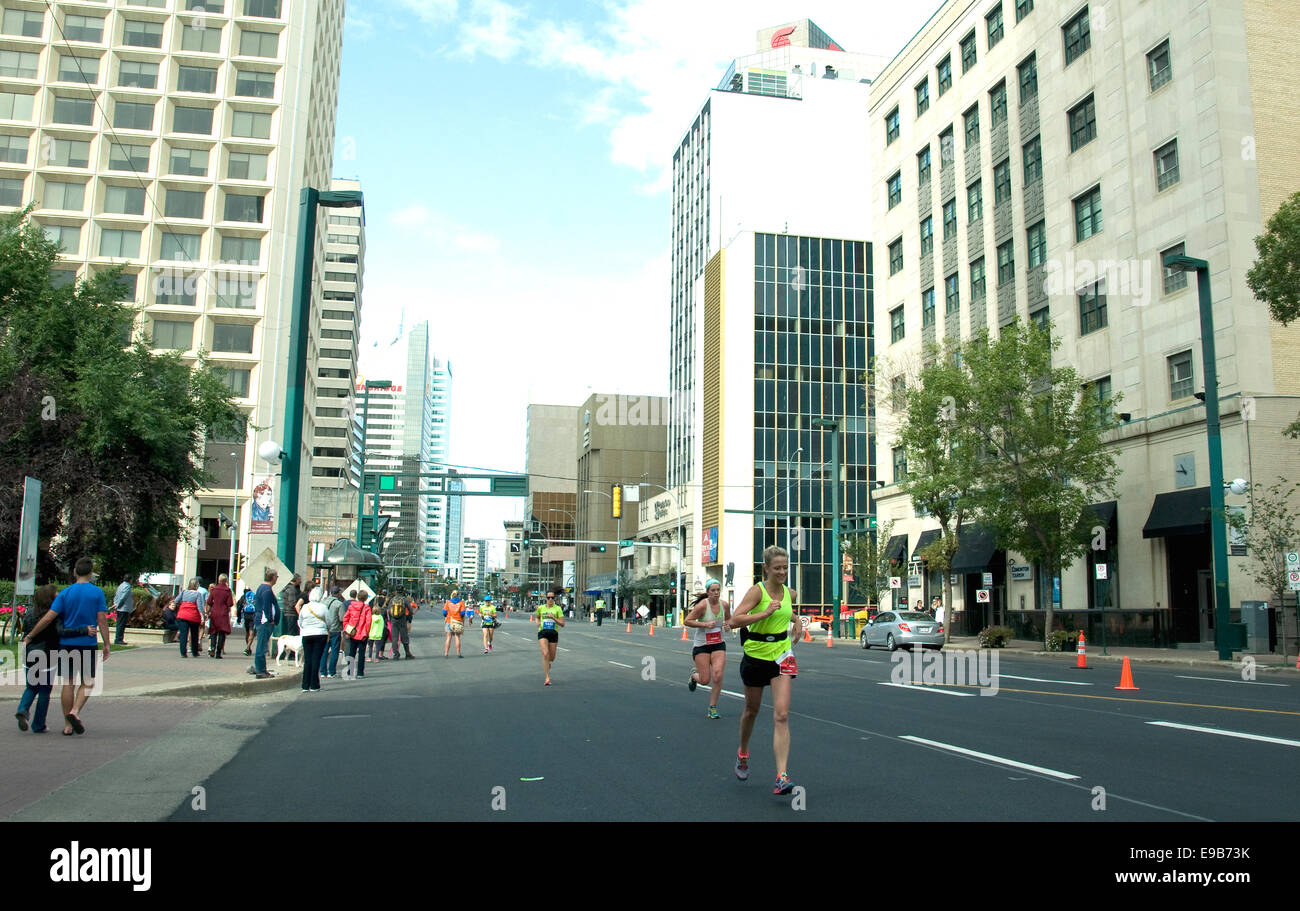 Progress avenue hi-res stock photography and images - Alamy