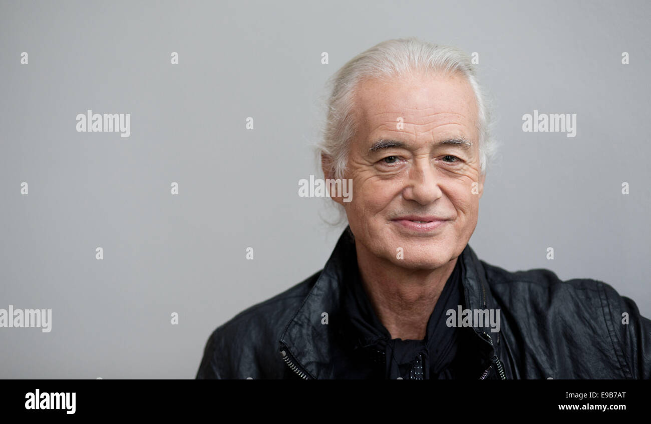 Led zeppelin iv – led zeppelin hi-res stock photography and images - Alamy