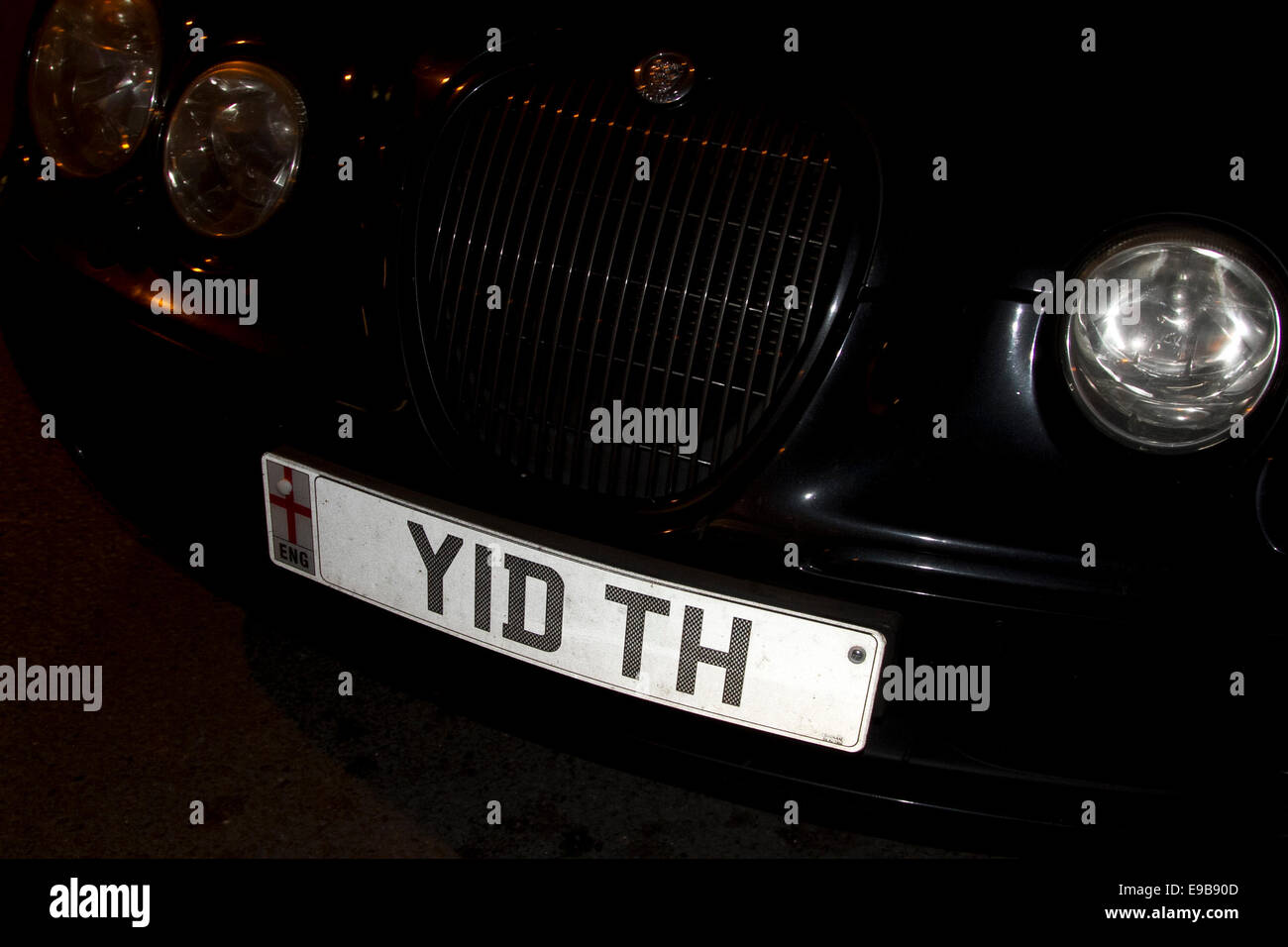 License plate london hi-res stock photography and images - Alamy
