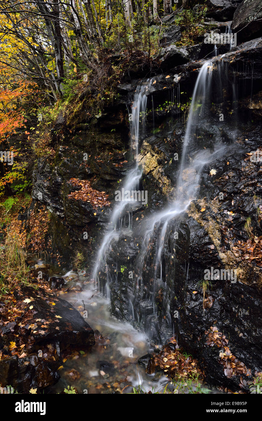 Vermont smuggler's notch road hi-res stock photography and images - Alamy