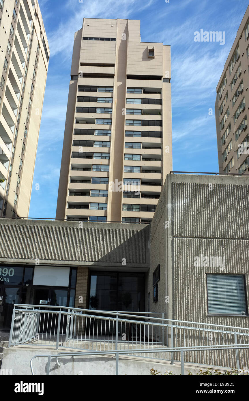 Concrete tower blocks concrete hi-res stock photography and images - Alamy