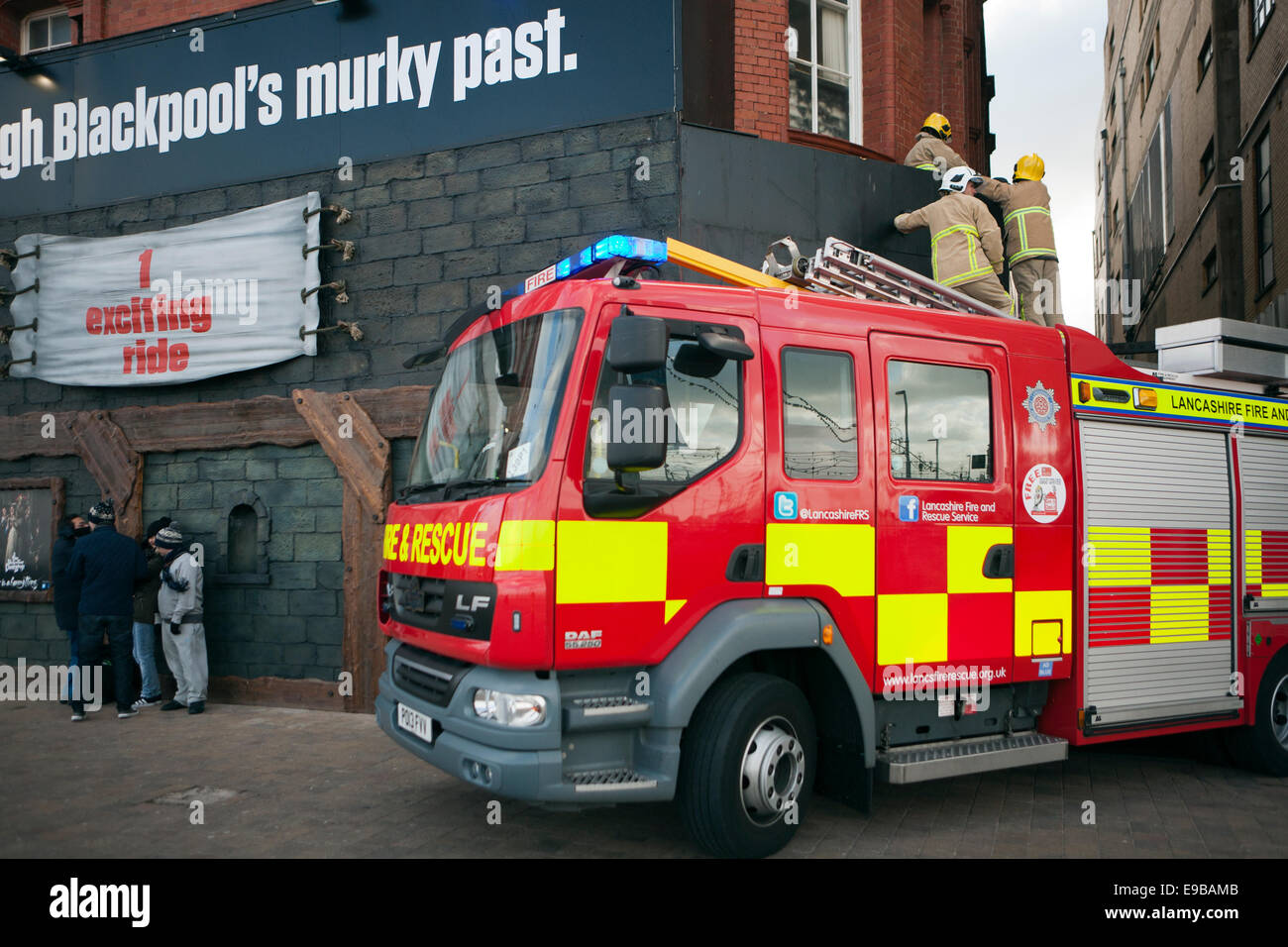 Fireman fire brigade service firefighter firefighters emergency rescue ...