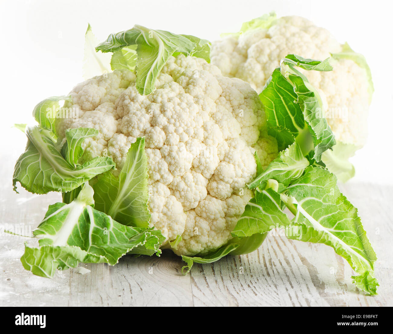 Cauliflower whole hi-res stock photography and images - Alamy